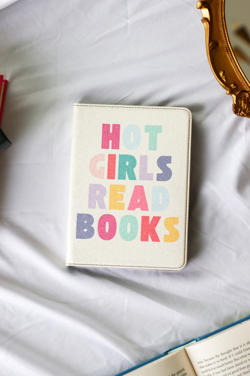 Hot Girls Read Books Kindle Case – Lash Next Door